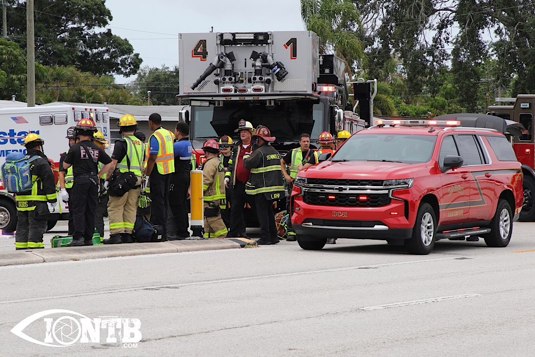 Miami Hurricanes Linebacker Adarius Hayes Injured in Largo Crash That ...