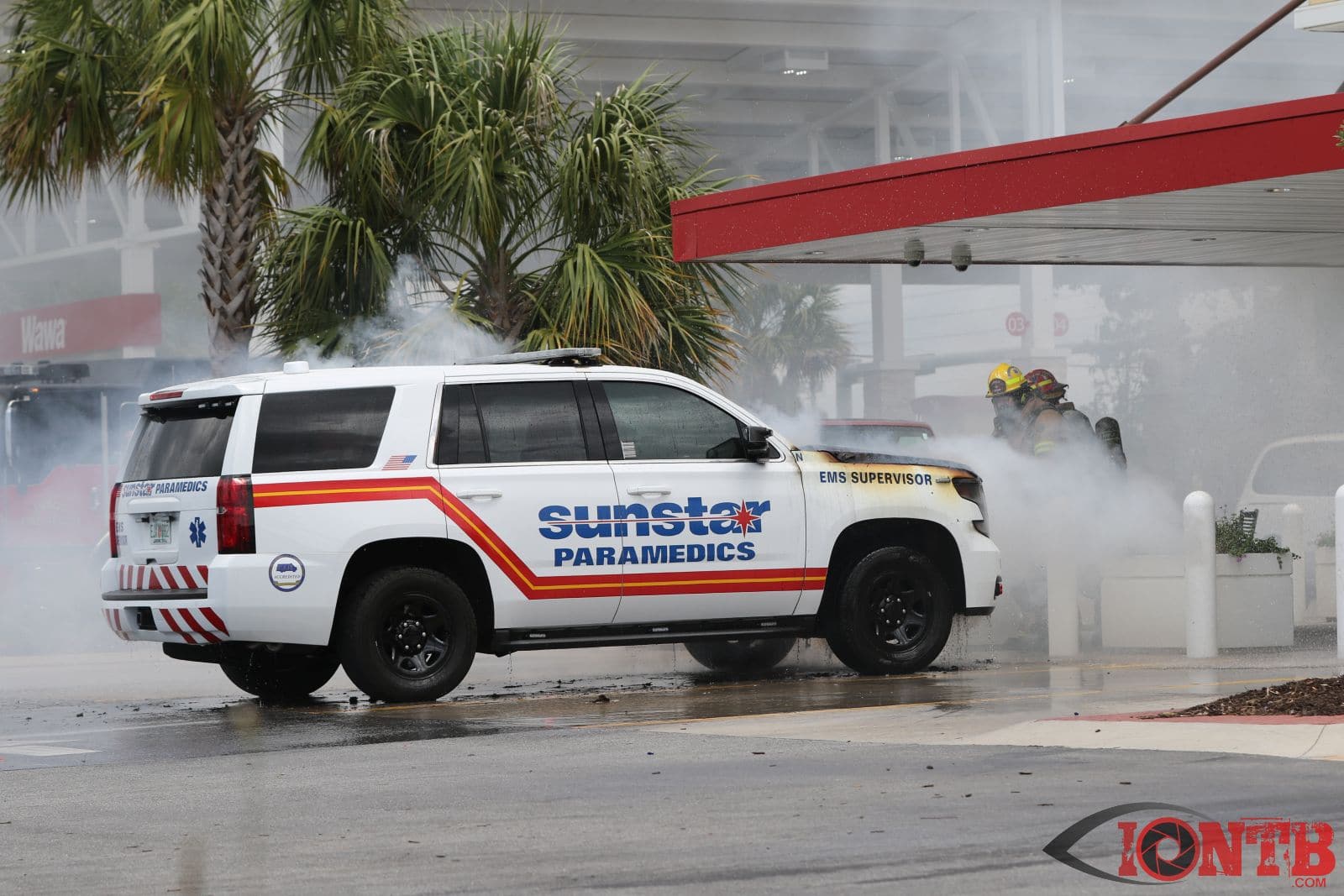 Fire Consumes Vehicle of Sunstar Paramedics EMS Supervisor in Largo - IONTB