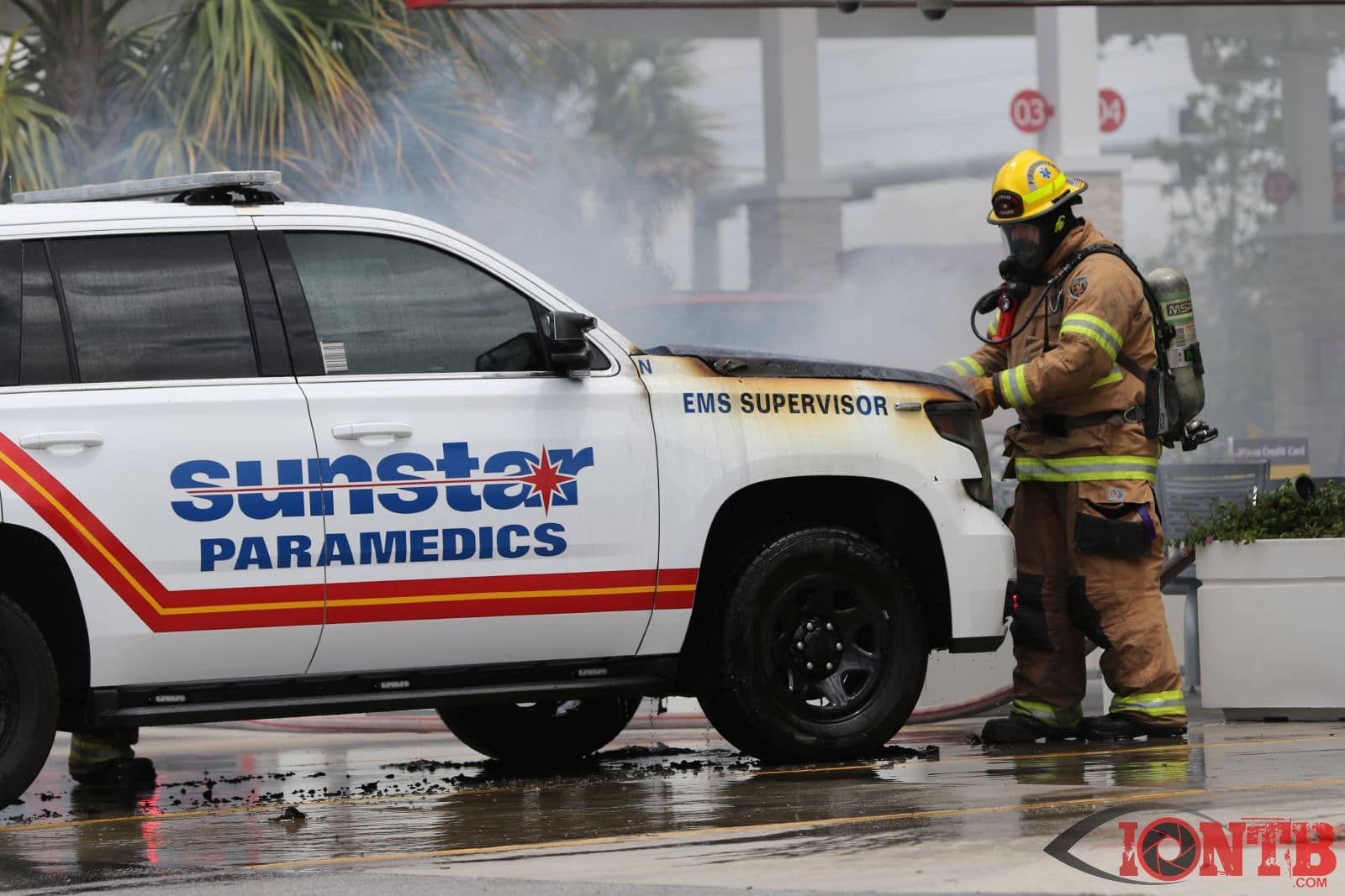 Fire Consumes Vehicle of Sunstar Paramedics EMS Supervisor in Largo - IONTB