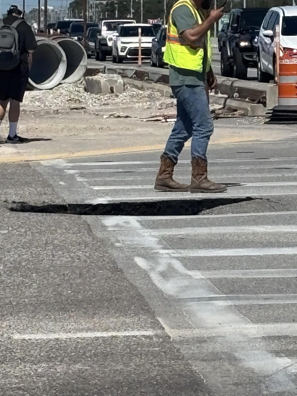 Roadway depression at U.S. 19 and Curlew Road Disrupts Traffic - IONTB